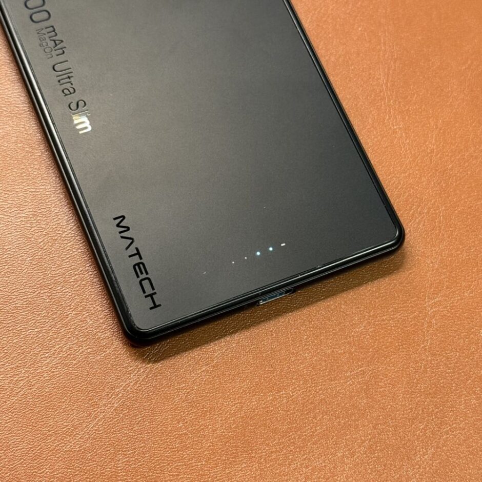 MATECH MagOn Ultra Slim 5000をレビュー！超極薄のMagSafe対応モバイルバッテリー | マクリン